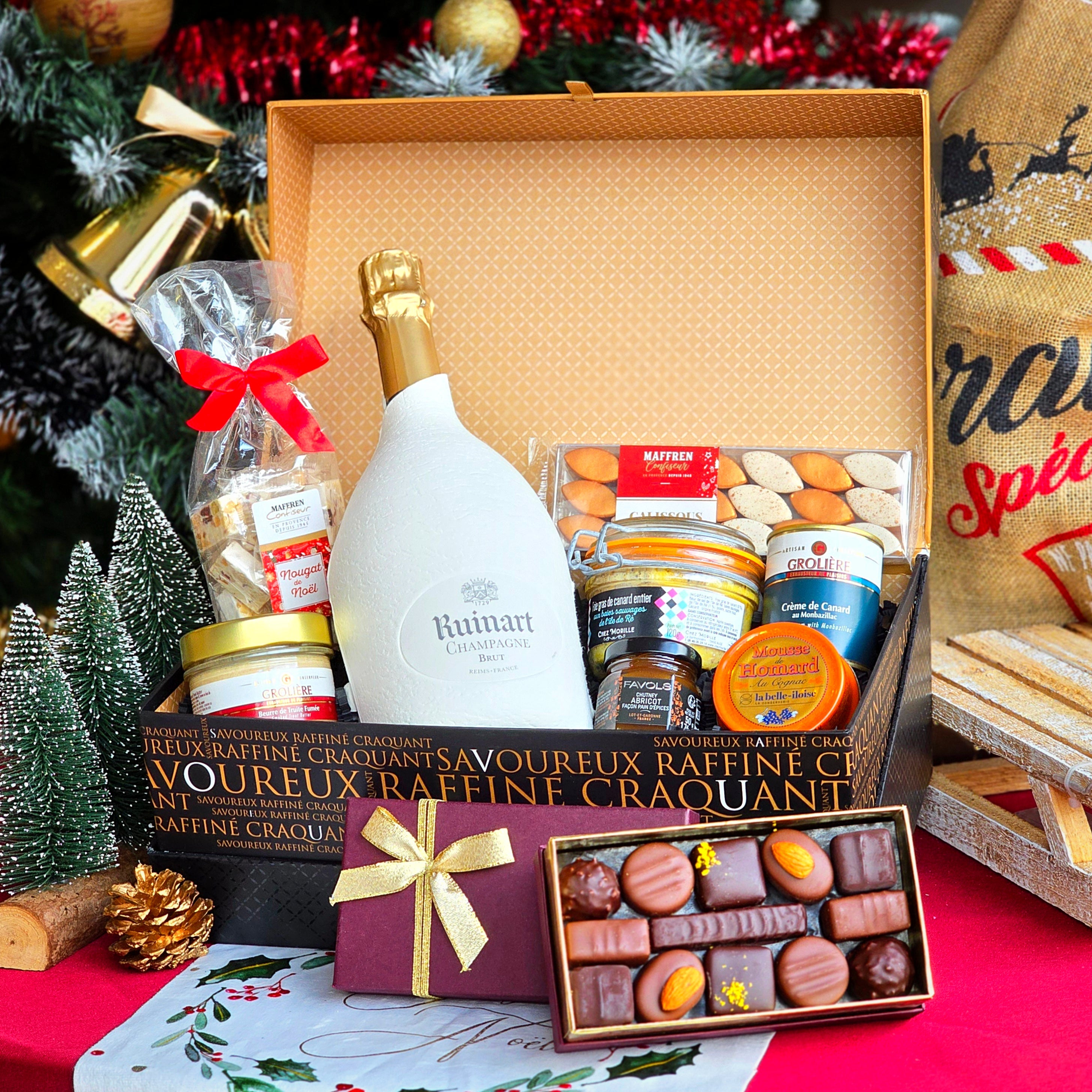 Paniers Garnis & Coffrets Cadeaux Gourmands de Noël 24/48H